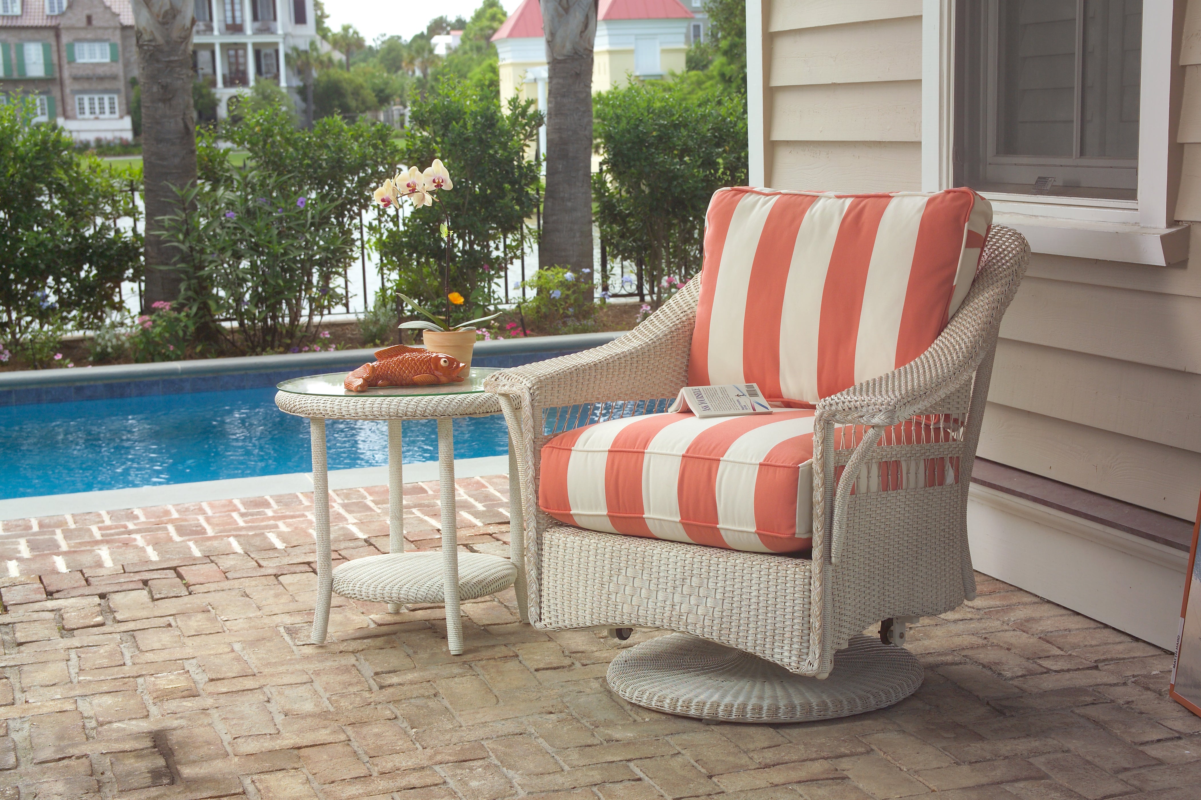 Lloyd Flanders Nantucket Swivel Glider Lounge Chair — Bespoke Patio